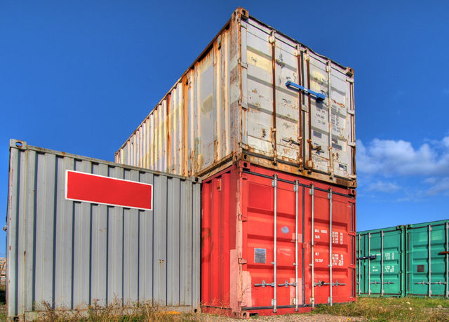 Exportaciones caen 5,6 % en octubre respecto al mismo mes de 2021