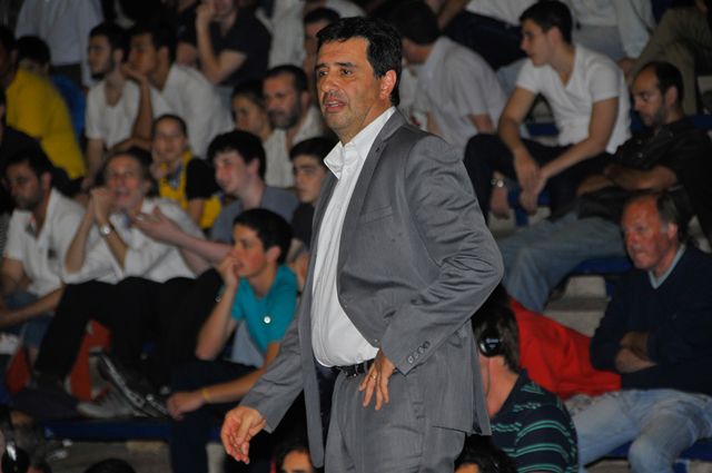 Signorelli: "Dirigir la selección significa lo máximo, para mí es un sueño"