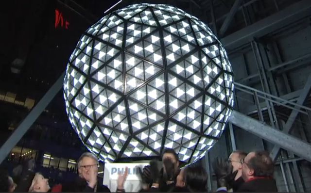 Así es la famosa bola que marca la llegada del año nuevo en Times Square