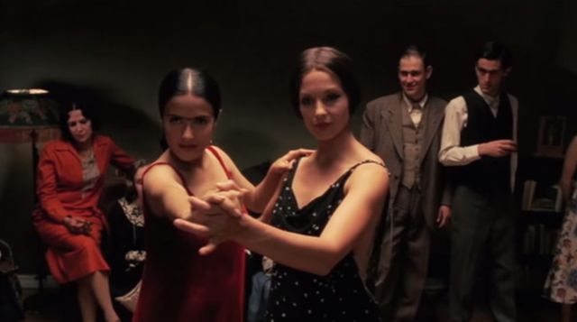 La escena de "Frida" que se popularizó luego de la discriminación en ...