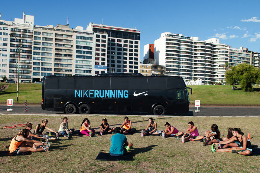 Nike presenta el Nike Running Bus