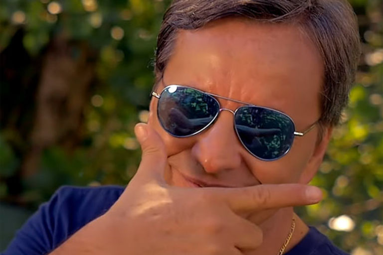 Julio Ríos volvió a la música de la mano de El Reja y un imperdible clip