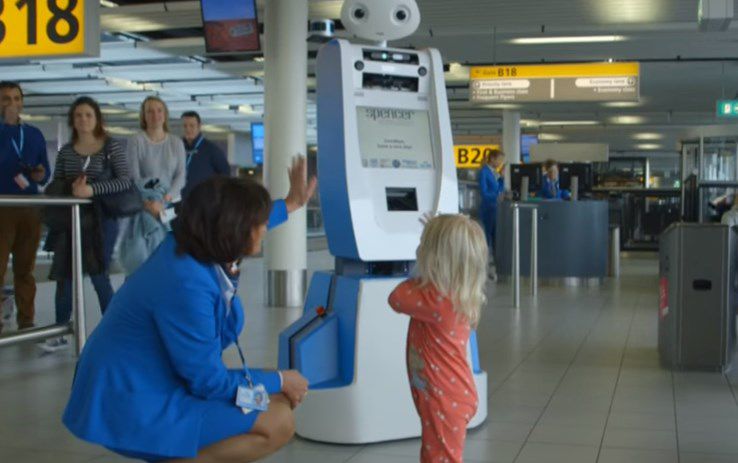 SPENCER, el sorprendente robot que asiste a los pasajeros en Amsterdam