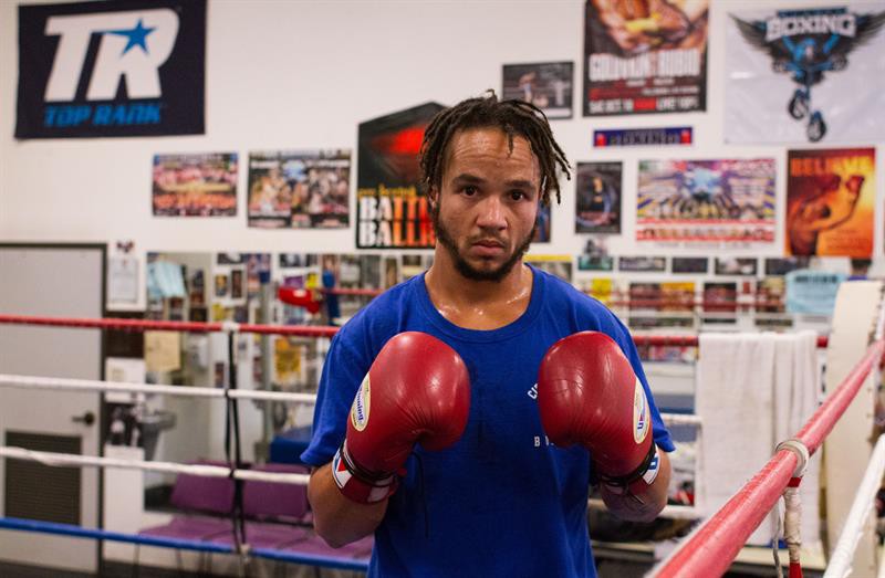 Pat Manuel, el primer boxeador transgénero prepara su primera pelea ...