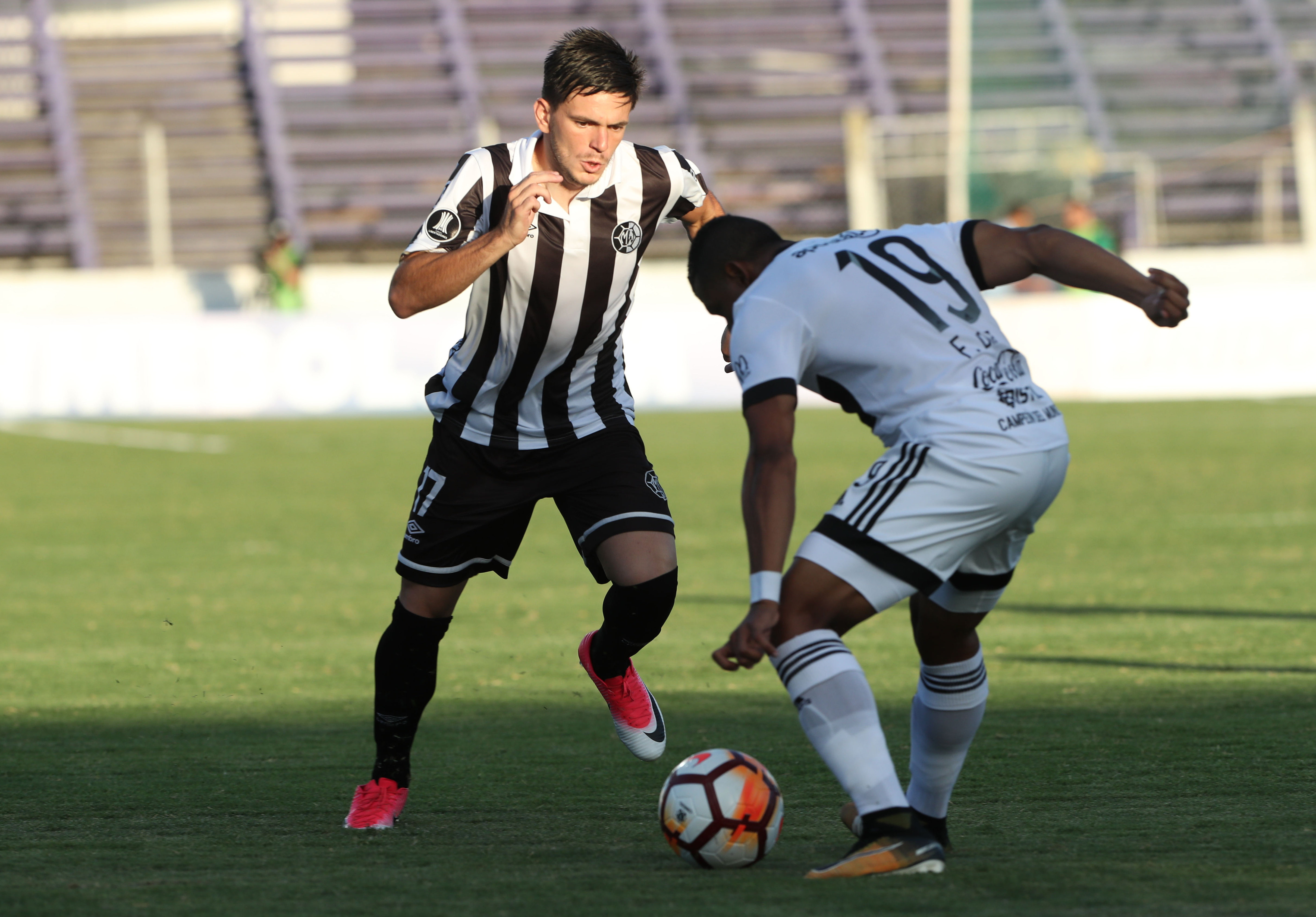 Wanderers confirmó la transferencia de Manuel Castro a Estudiantes de ...