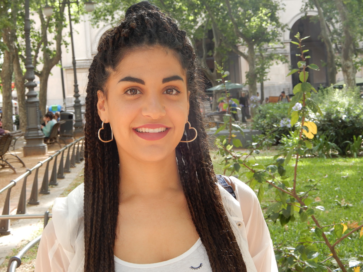 Entrevista a la cantante Julieta Rada por Ana Jerozolimski