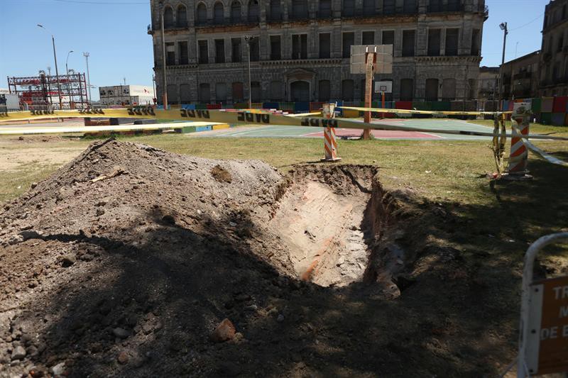 Descubren estructuras defensivas de la Montevideo colonial en la Ciudad ...