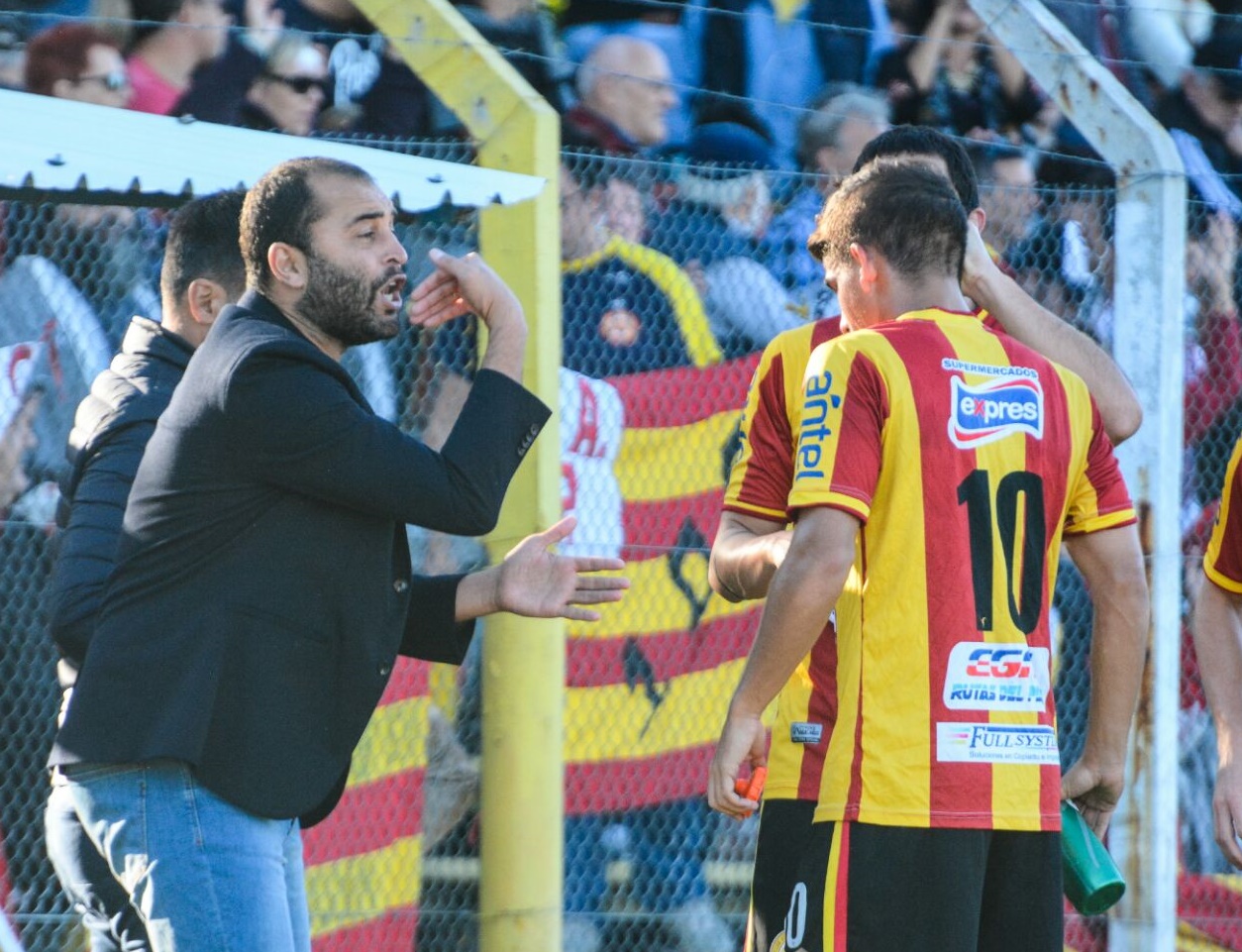 Progreso: "Nos hicimos cargo del partido", dijo el DT Marcelo Méndez