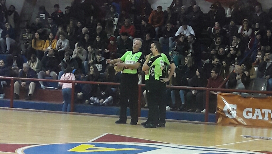 Básquetbol: los árbitros resolvieron parar las actividades por ...