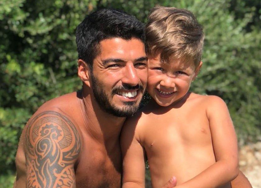 Luis Suárez sorprende a sus seguidores con una tierna postal junto a su ...