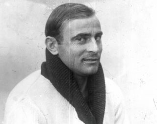 Una vuelta por el pasado: Pedro Petrone, el goleador temible