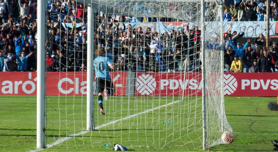Diego Forlán: El partido despedida sería sobre fin de año y con la ...