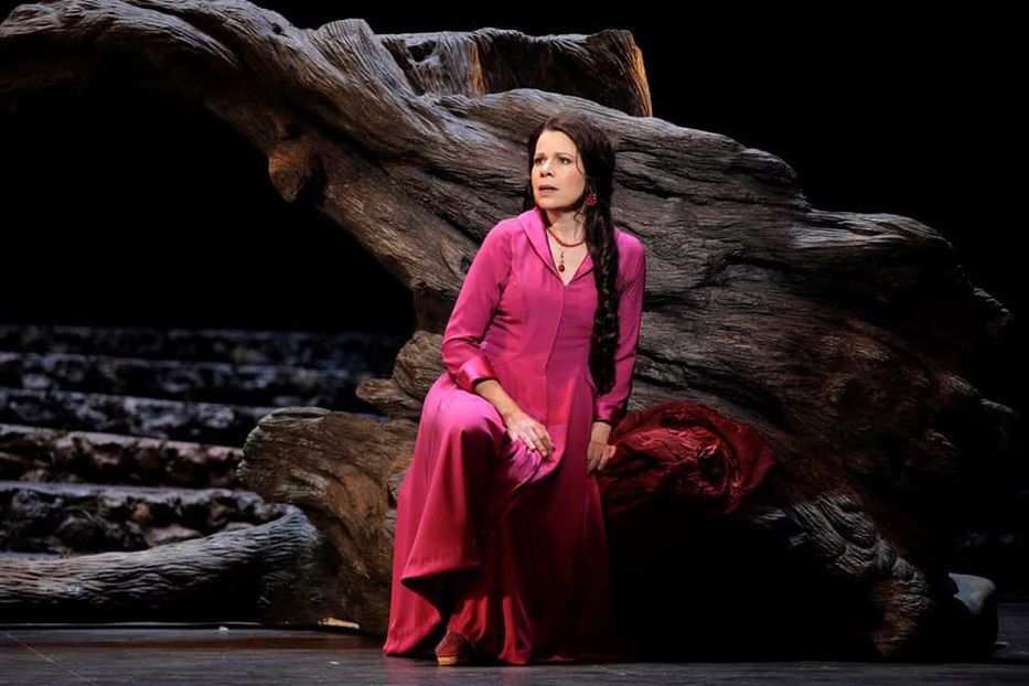 La mezzosoprano española Nancy Fabiola Herrera tiene en Montevideo una “sede”