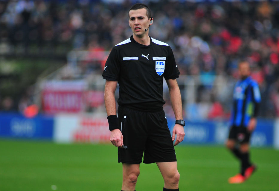 Conmebol: Matonte y Ostojich designados para arbitrar el Preolímpico de ...