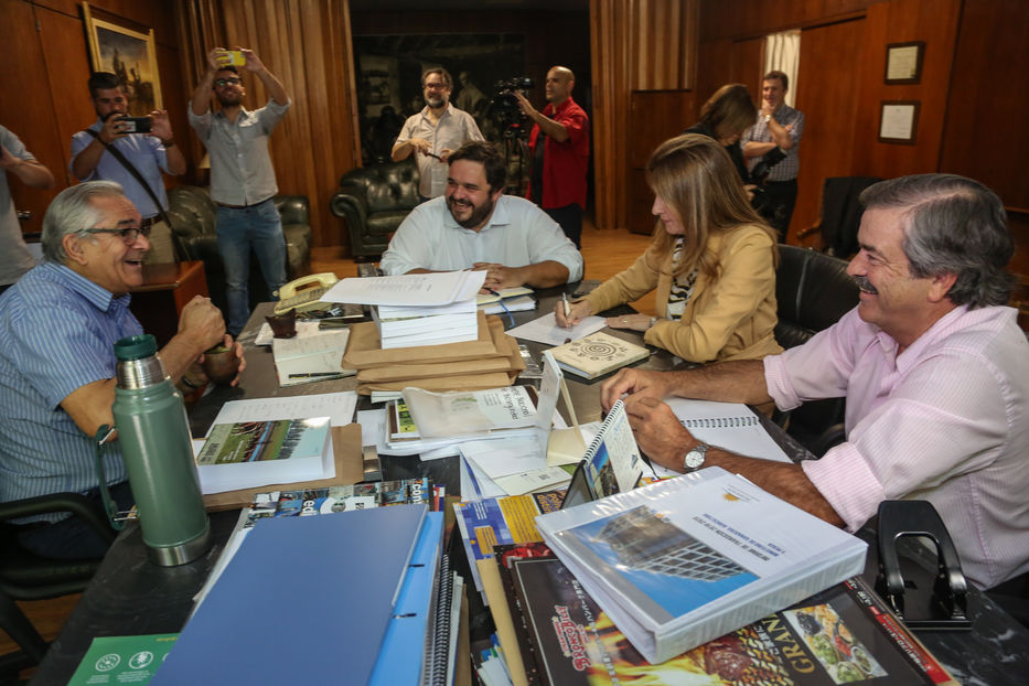 “No entregaré las llaves de un ministerio vacío y sin contenido”, dijo ...