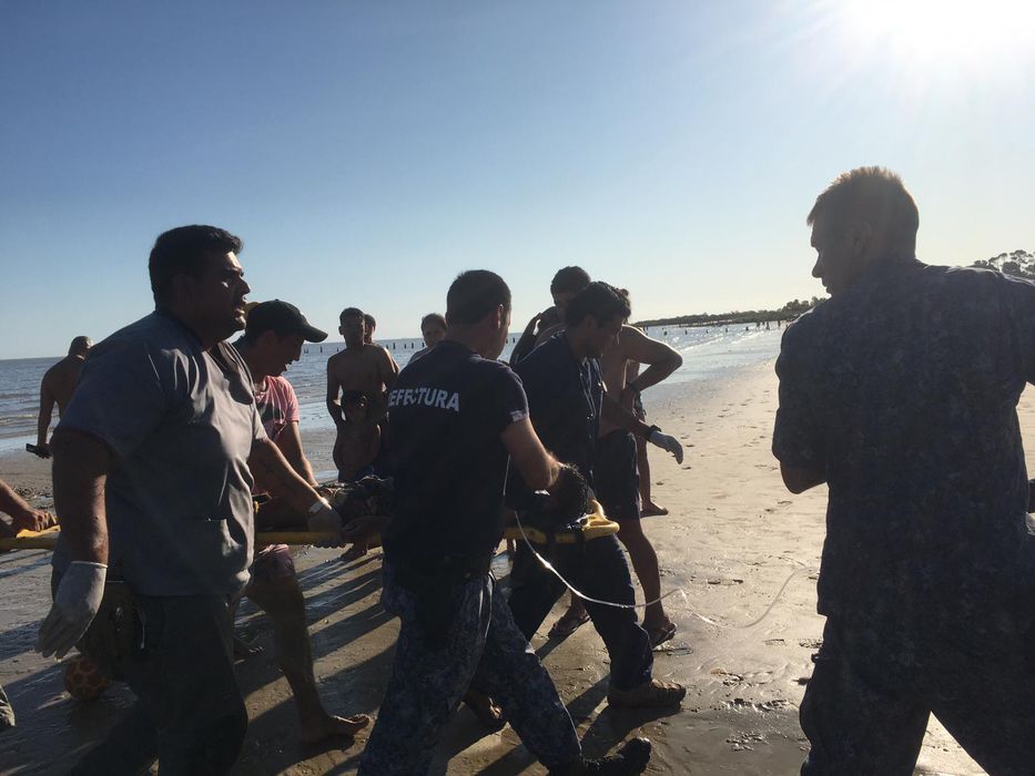 Rescatan y reaniman a niño de 9 años en playa de Colonia