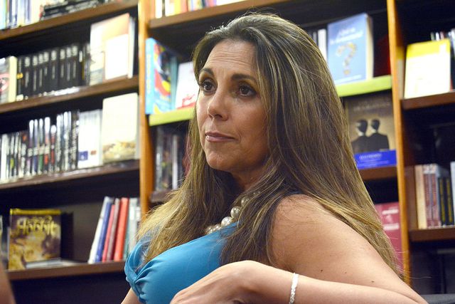 Luz del Alba Rubio: “Decreto de dictadura pretendía que el himno lo ...