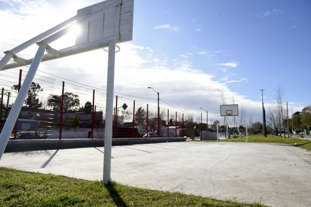 Una nueva plaza está a punto de estrenarse en el barrio Marconi
