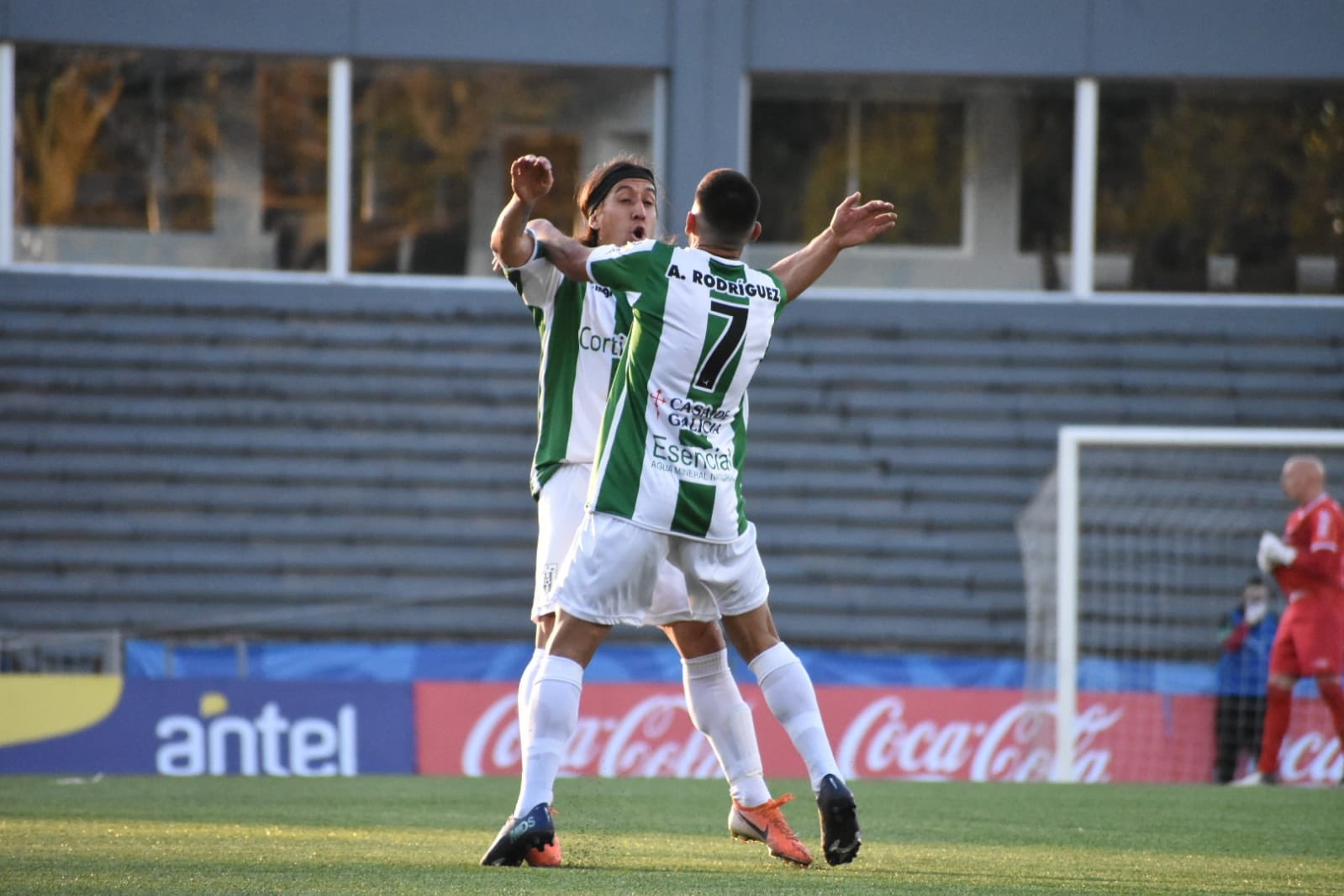 Segunda División: Racing, con un doblete de Anyelo Rodríguez, venció 2 ...