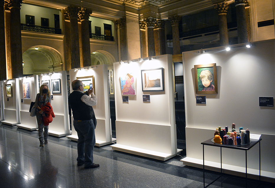 Un repaso en fotos de una nueva edición anual del Salón de Artes ...