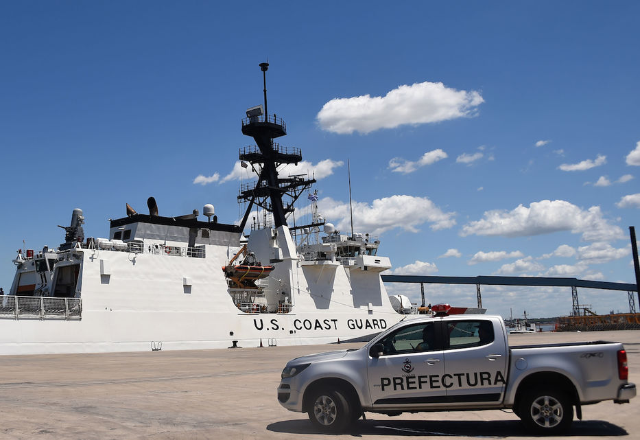 El buque USCG Cutter Stone, de la Guardia Costera de Estados Unidos ...