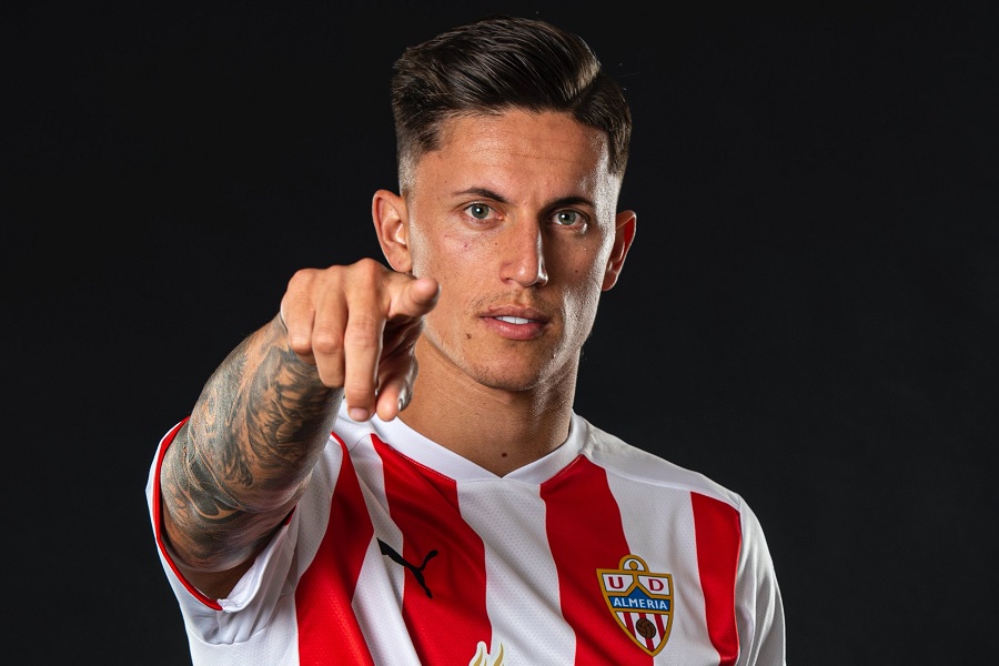 España: Almería presentó a Brian Rodríguez y reveló cuál será su número ...