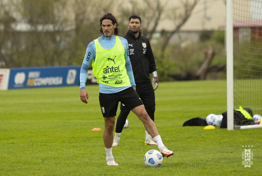 Selección: Tabárez paró el equipo con tres cambios pensando en el ...