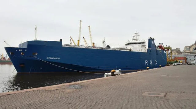 Se presentó el nuevo buque Integrador en el Puerto de Montevideo