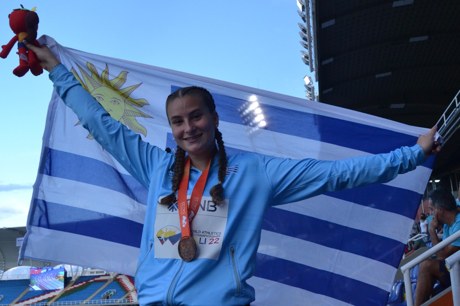 Manuela Rotundo recibió su medalla de bronce y en Paysandú preparan un ...