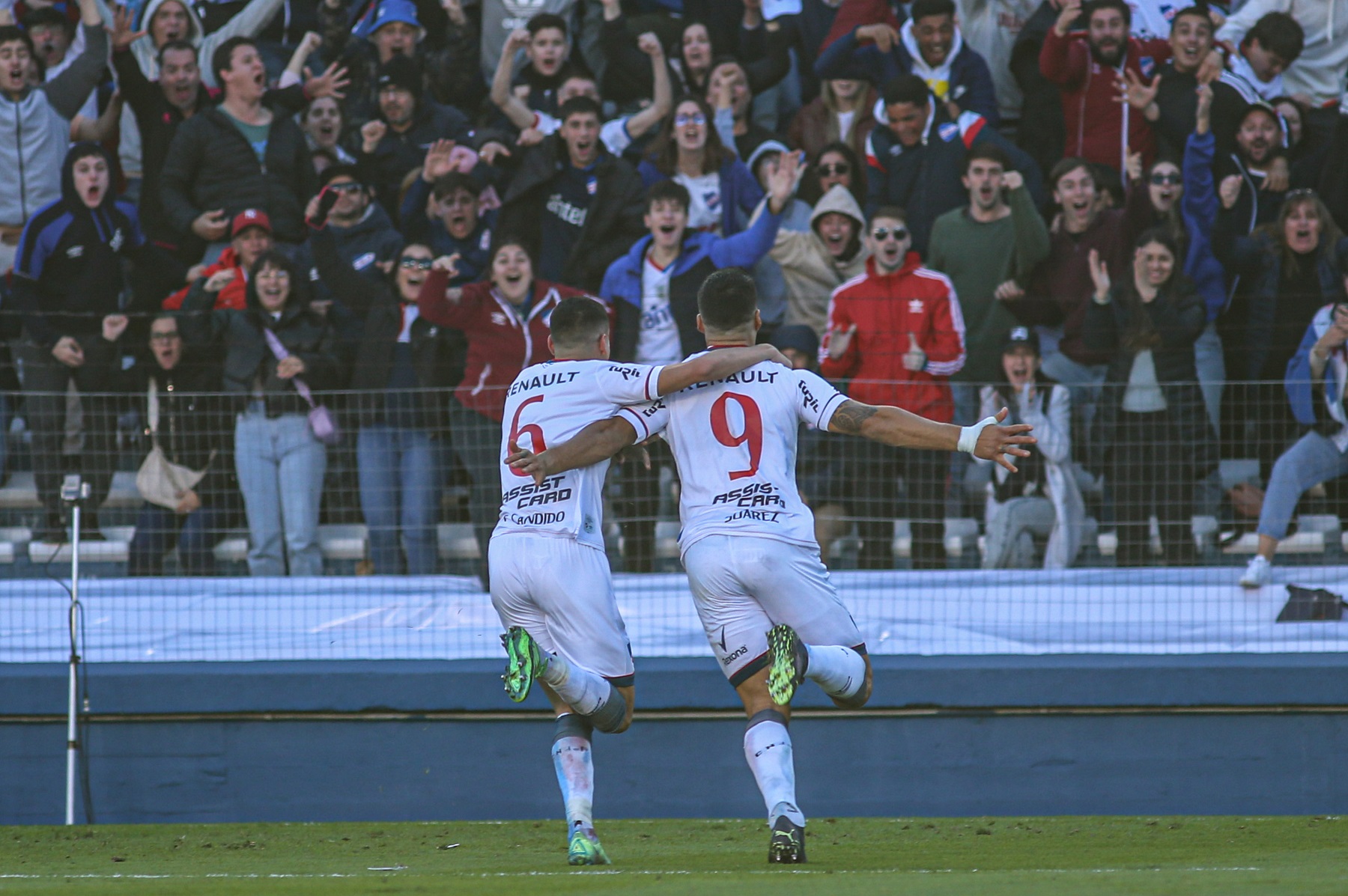 Gary Lineker elogió el gol de Luis Suárez a Peñarol y se refirió además ...