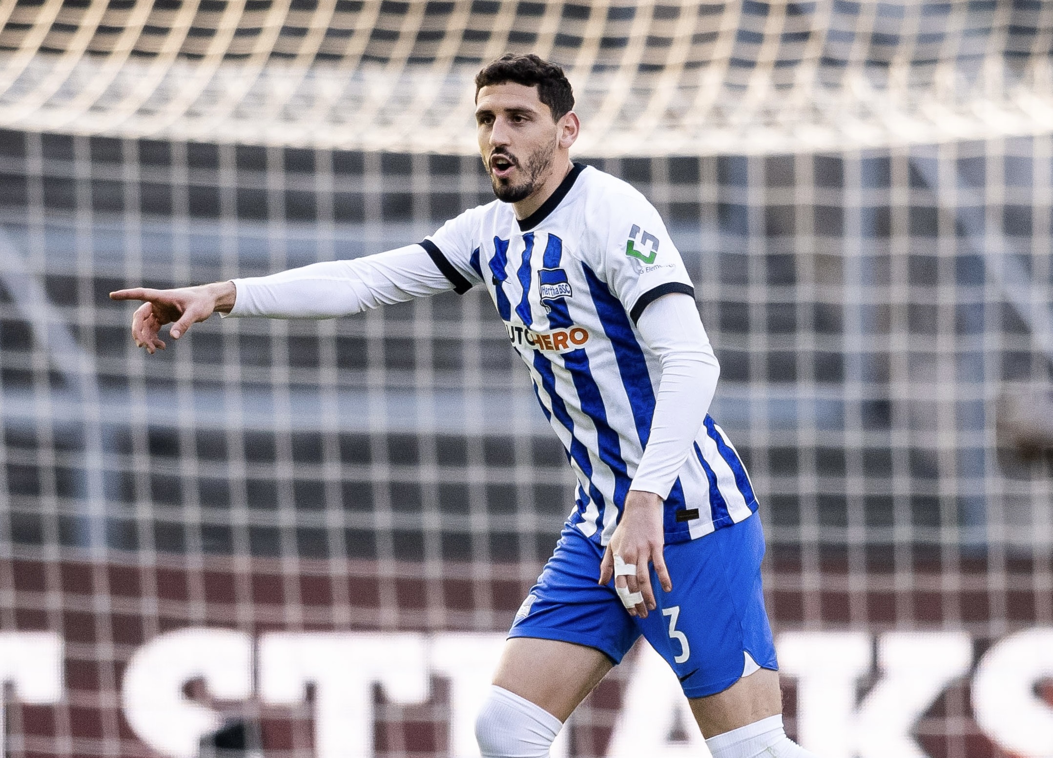 Bundesliga: Agustín Rogel debutó en Hertha Berlín, que empató 1-1 con ...