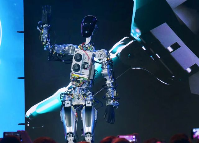 Optimus: el robot humanoide de Elon Musk que sorprende al mundo