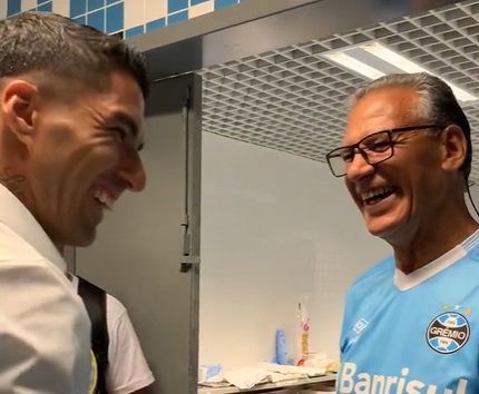 El encuentro de Luis Suárez con Atilio Ancheta, exjugador de Nacional y ...