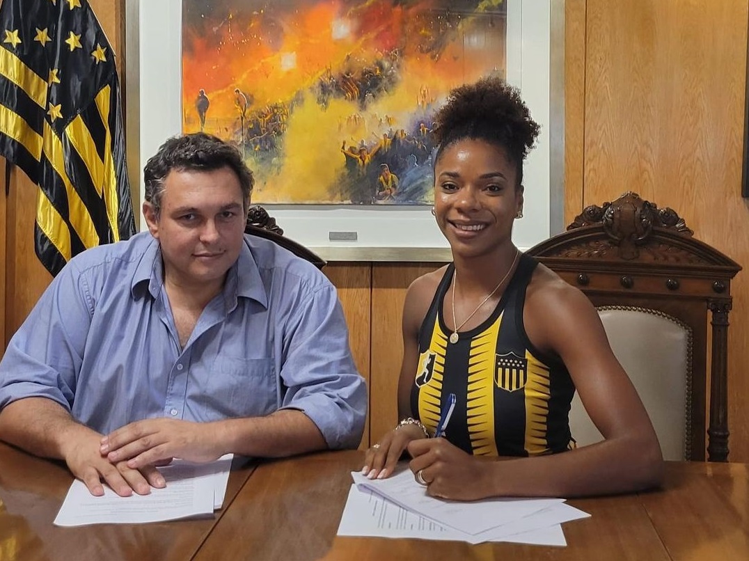 Déborah Rodríguez firmó contrato con Peñarol y lucirá su camiseta en ...