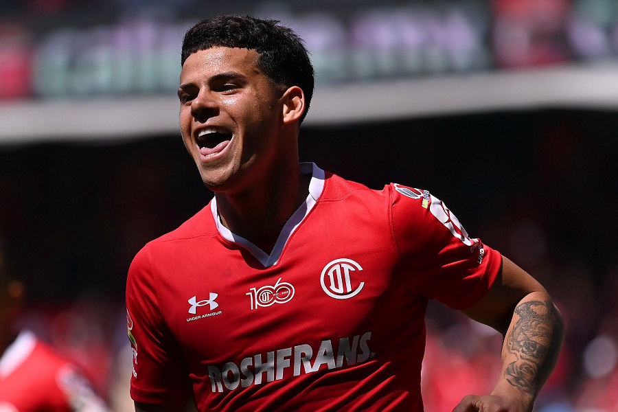 México: Maximiliano Araújo marcó un doblete en la victoria de Toluca ...