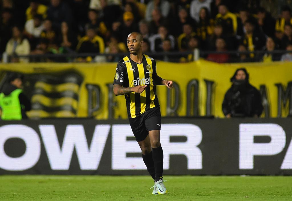Peñarol: Diego Rolan rescindirá su contrato con el club de mutuo ...