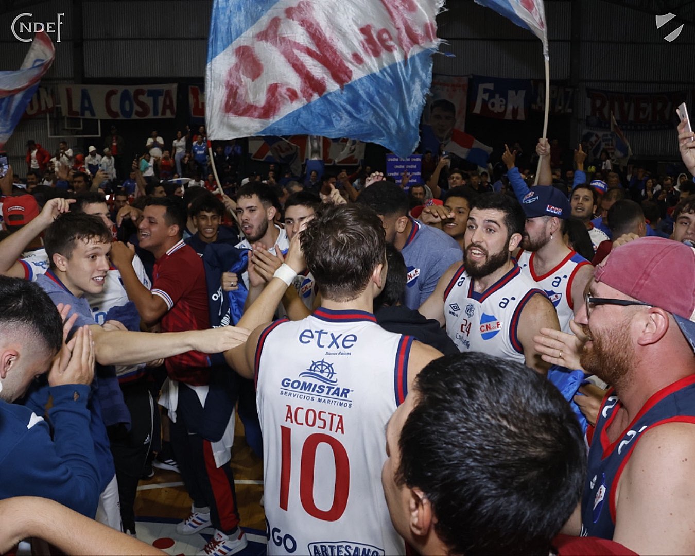 Básquet: Nacional venció a Defensor Sporting y jugará semifinales de ...