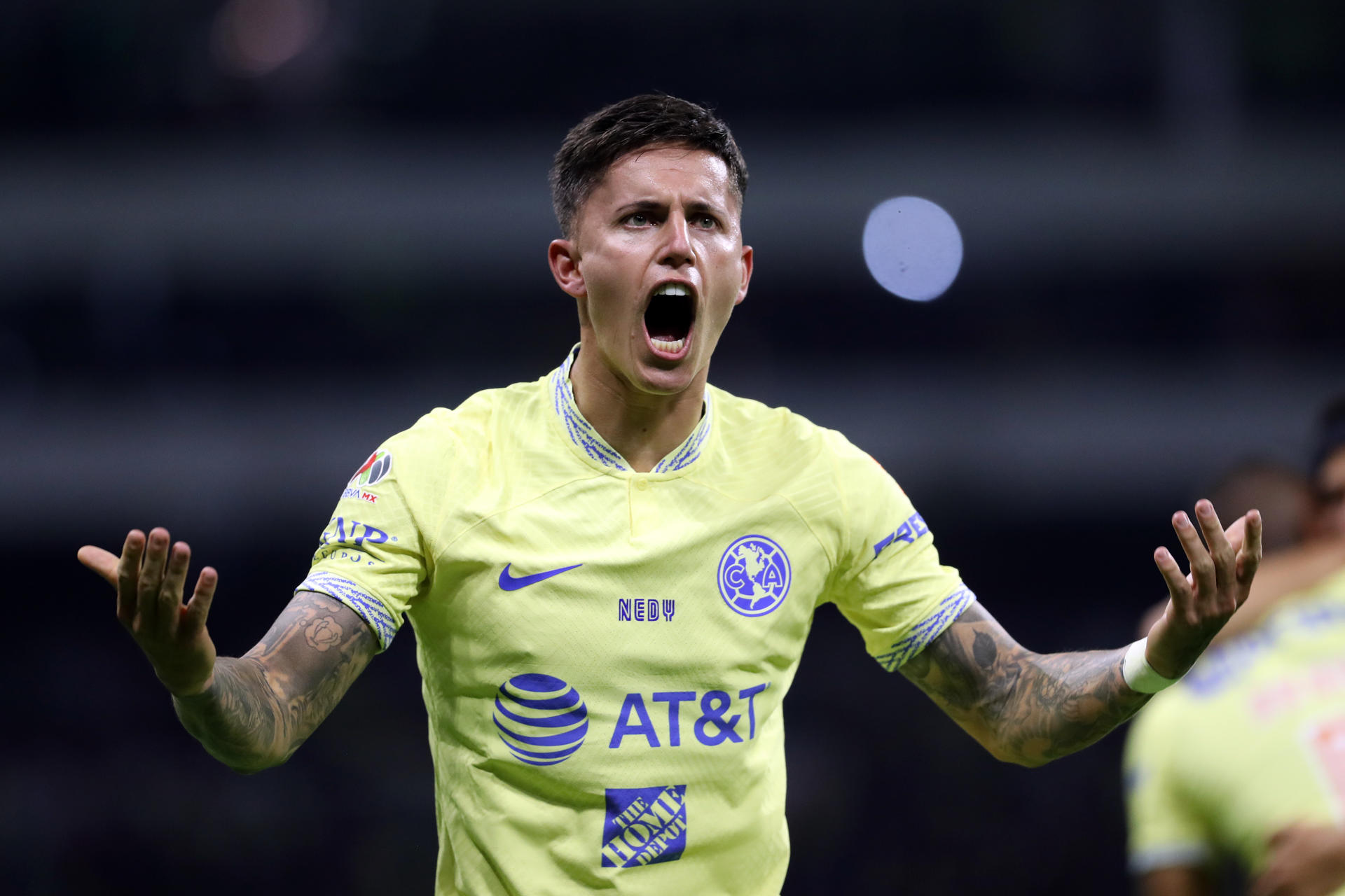 México: Brian Rodríguez convirtió sobre la hora y le dio a América el ...