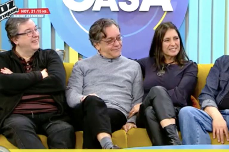 Canal 10 homenajeó a Petru Valensky por sus 35 años: “Gracias de ...