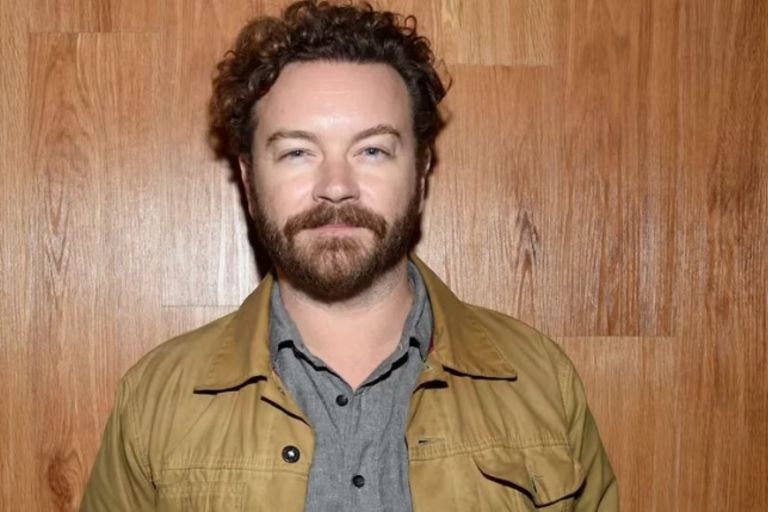 El actor de ‘That ‘70s Show’ Danny Masterson fue sentenciado a al menos ...