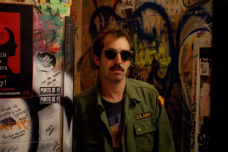 Manuel Serra, modo retrete: "Los bares son grandes repositorios culturales"