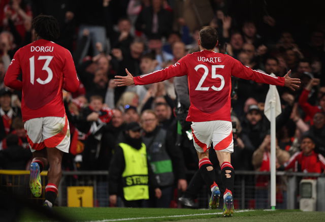 Europa League: Manu Ugarte anotó para Manchester United que avanzó a ...