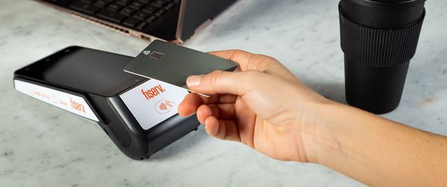 Terminales como cerebro del negocio: la visión de Fiserv para el ...